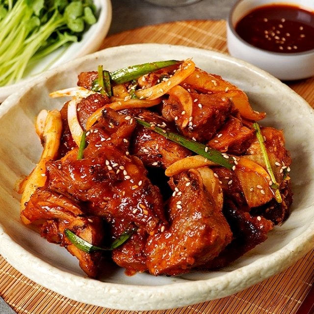 매콤 무뼈족발 300gx4팩